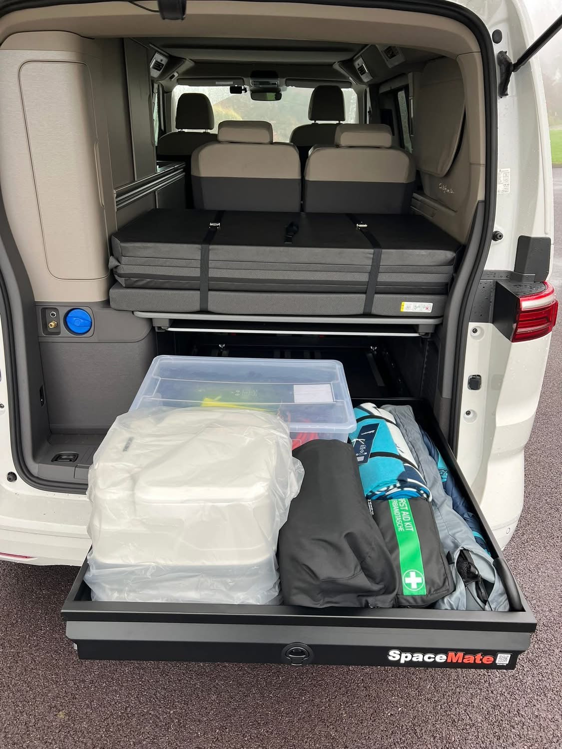 Stephen (Dublin) – VW California SpaceMate Sliding Drawer